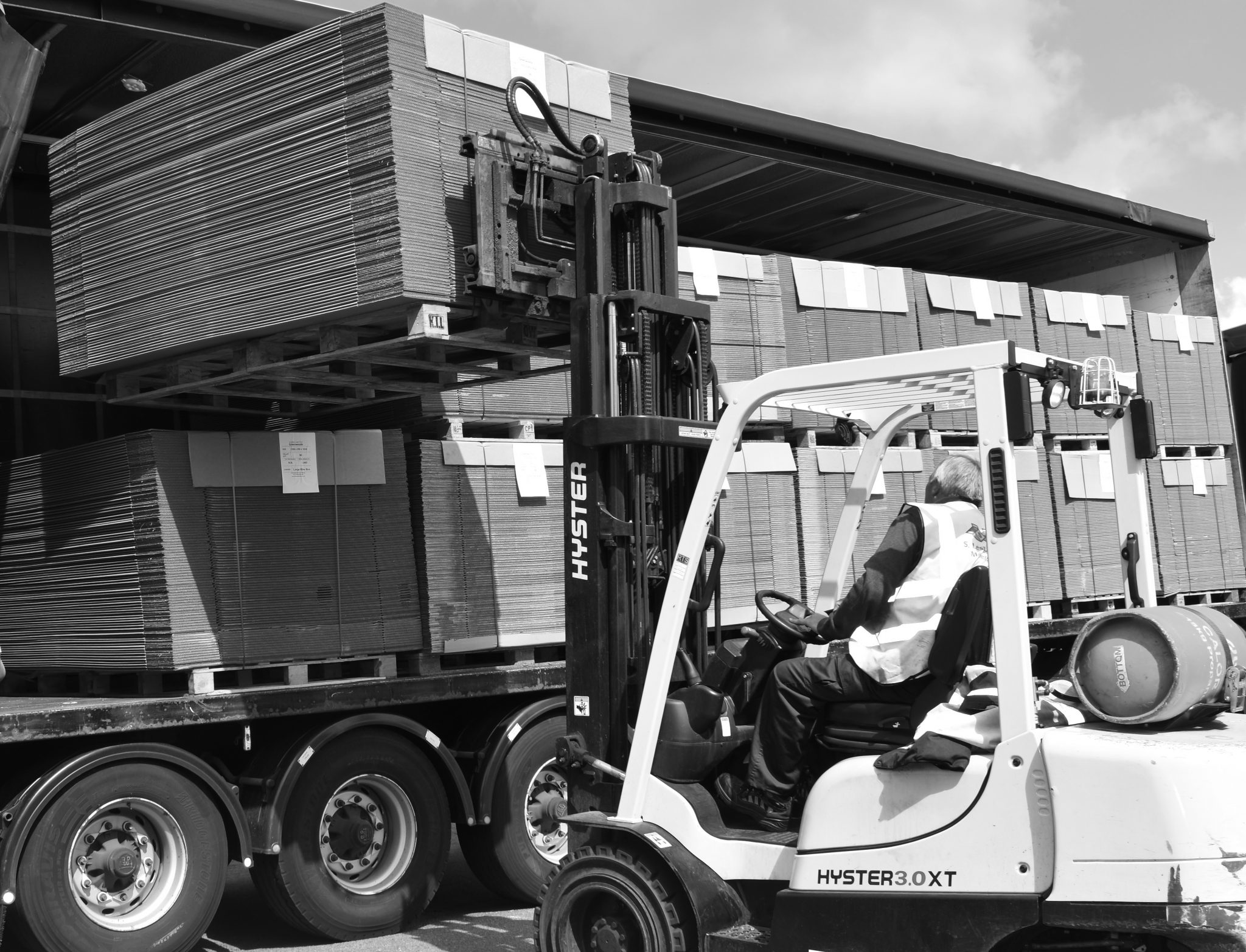 Transport Packaging Solutions - Lesters Packaging